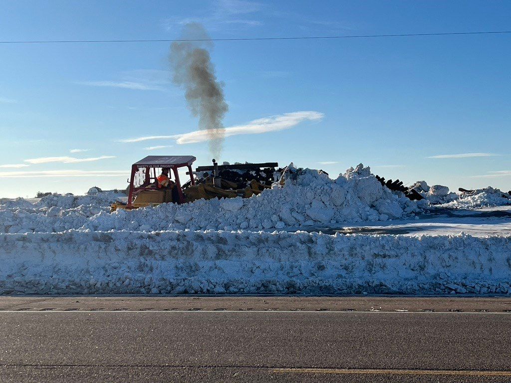 Work continues on snowbound train - PANHANDLE - NEWS CHANNEL NEBRASKA