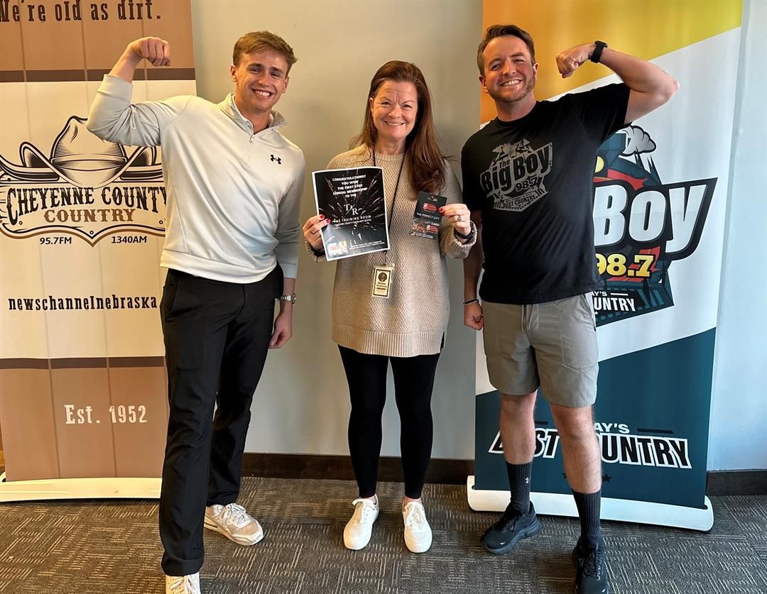 Sidney cross country coach wins 'All I Want for Christmas is a Dad Bod ...