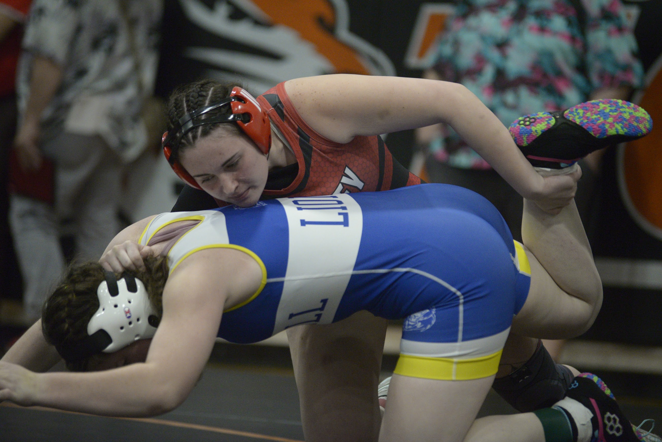 Gering girls, Sedgwick County/Fleming boys win team titles at Mitchell ...