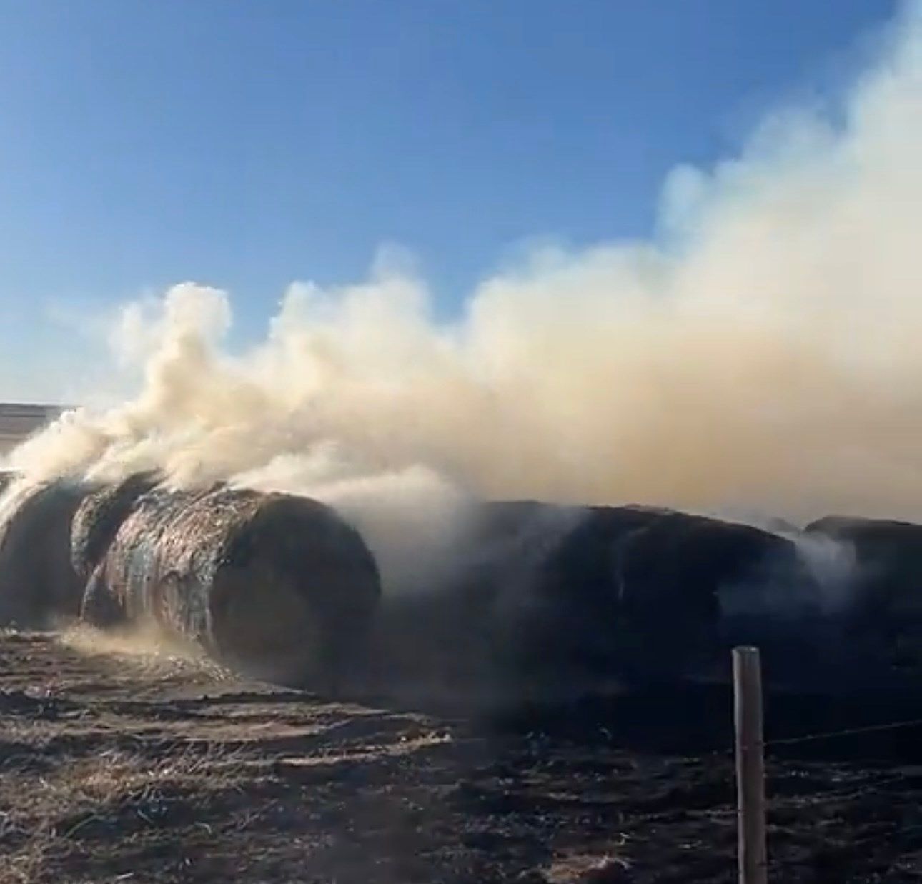 Hay bale fire burns hundreds of bales near Lodgepole - PANHANDLE - NEWS ...
